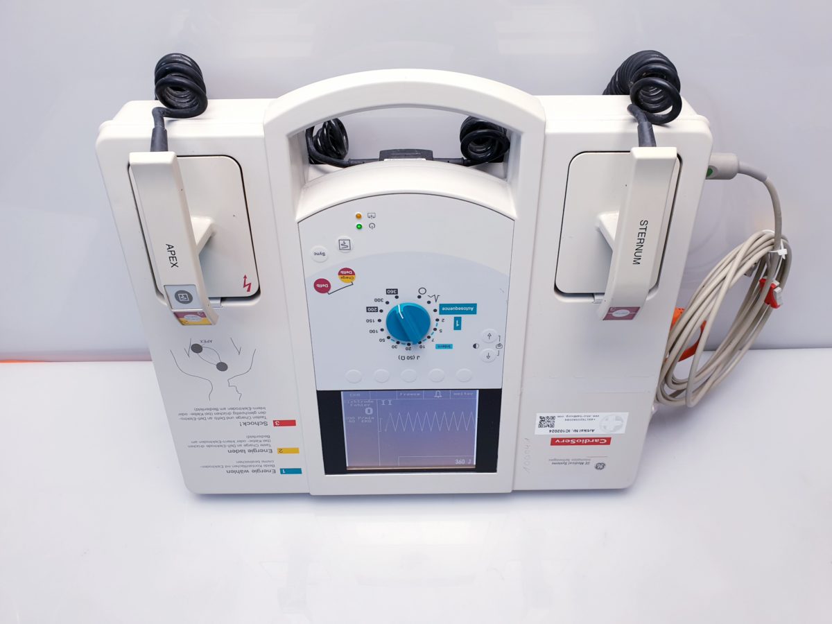 GE Hellige Cardioserv Defibrillator Hellige Cardioserv Defibrillator ...