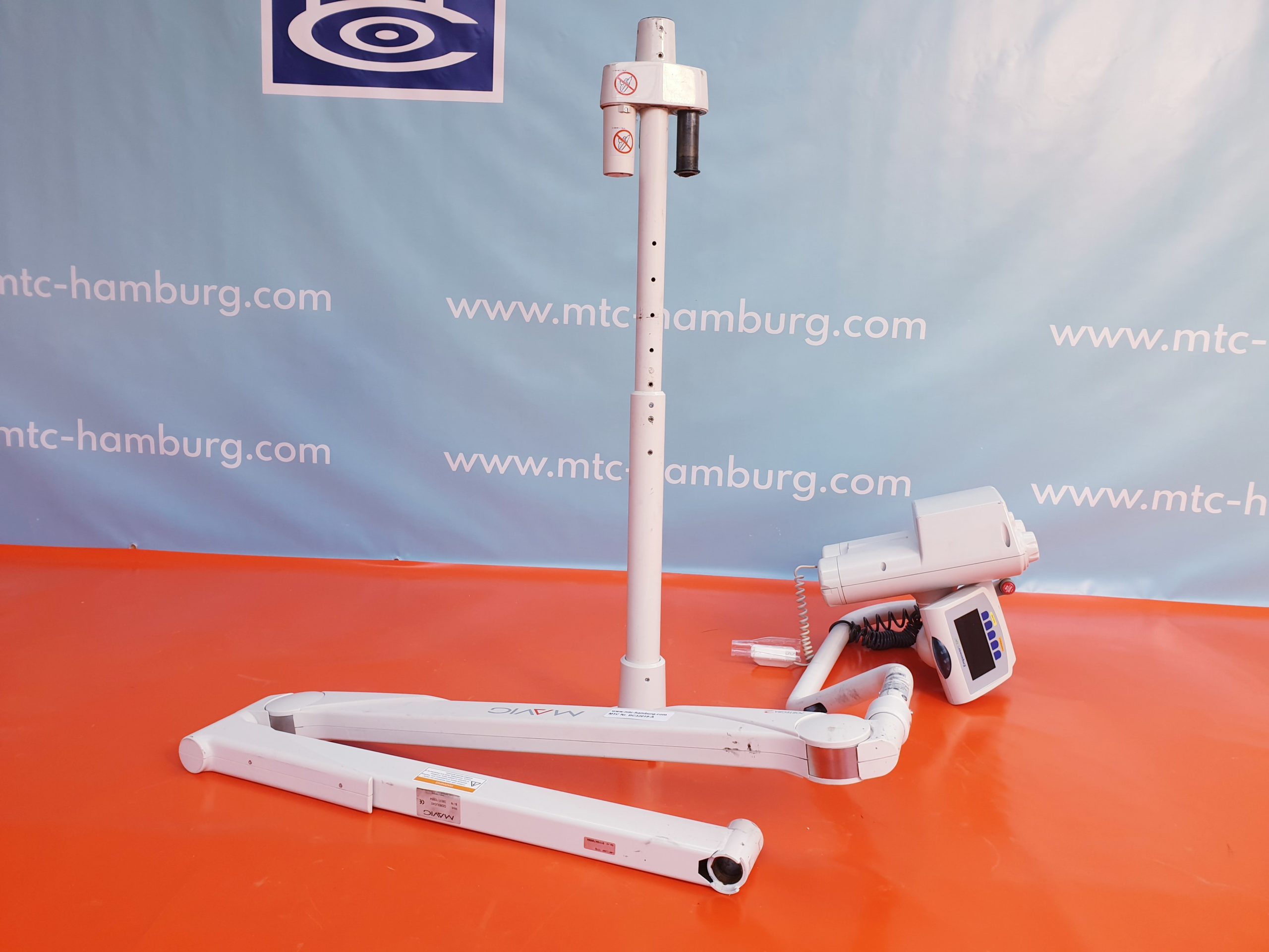 ACIST Empower CTA Injector CT mit Mavig Tragearm – MTC Hamburg ...