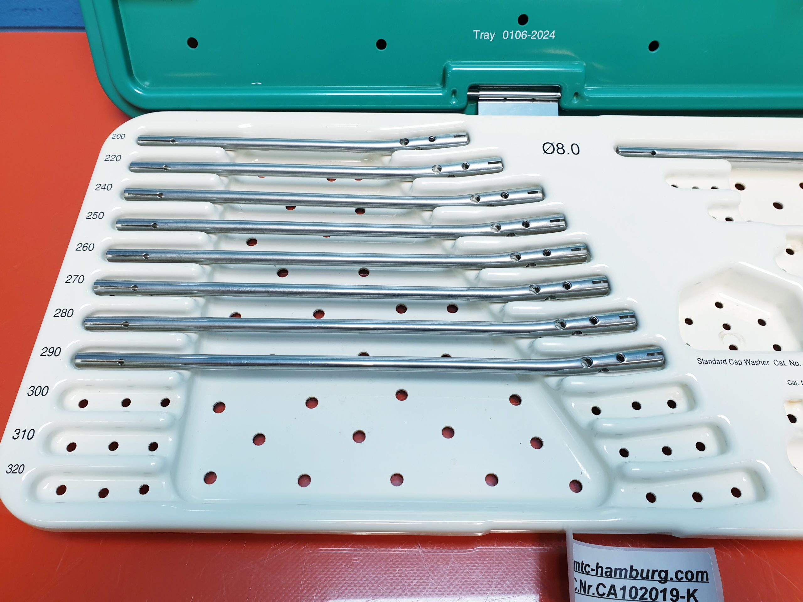 HOWMEDICA Humeral Locking Nail System NO. 0106-2024 – MTC Hamburg ...