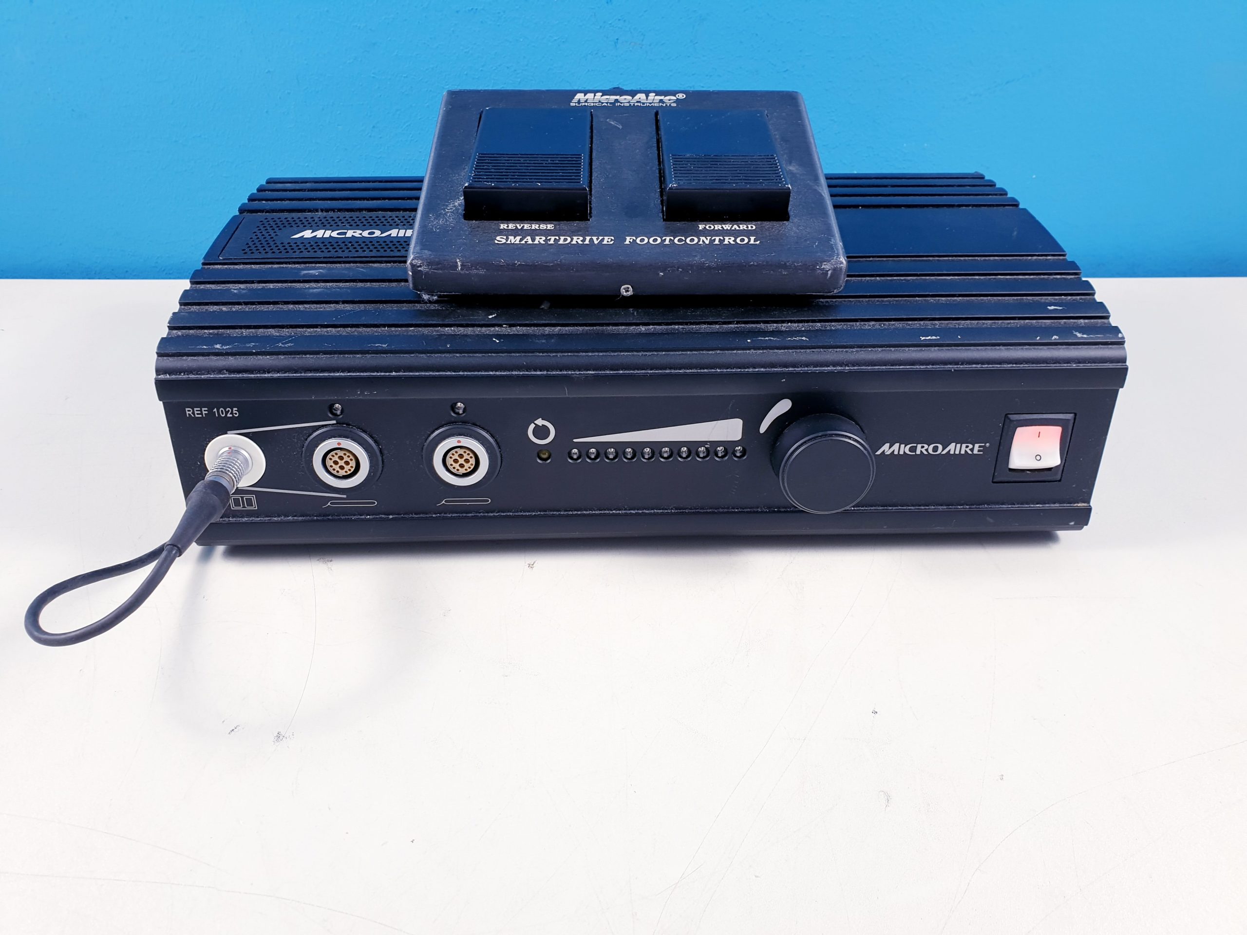 MicroAire 1025 Surgical Power Electric Console Konsole mit Fußpedal ...