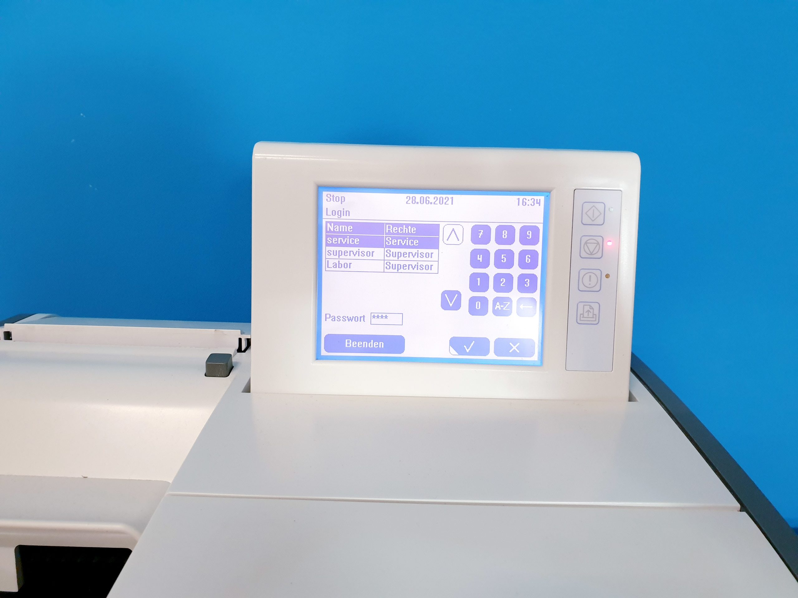 Roche Cobas U 411 // U411 Halbautomatischer Urin-Analysator – MTC ...