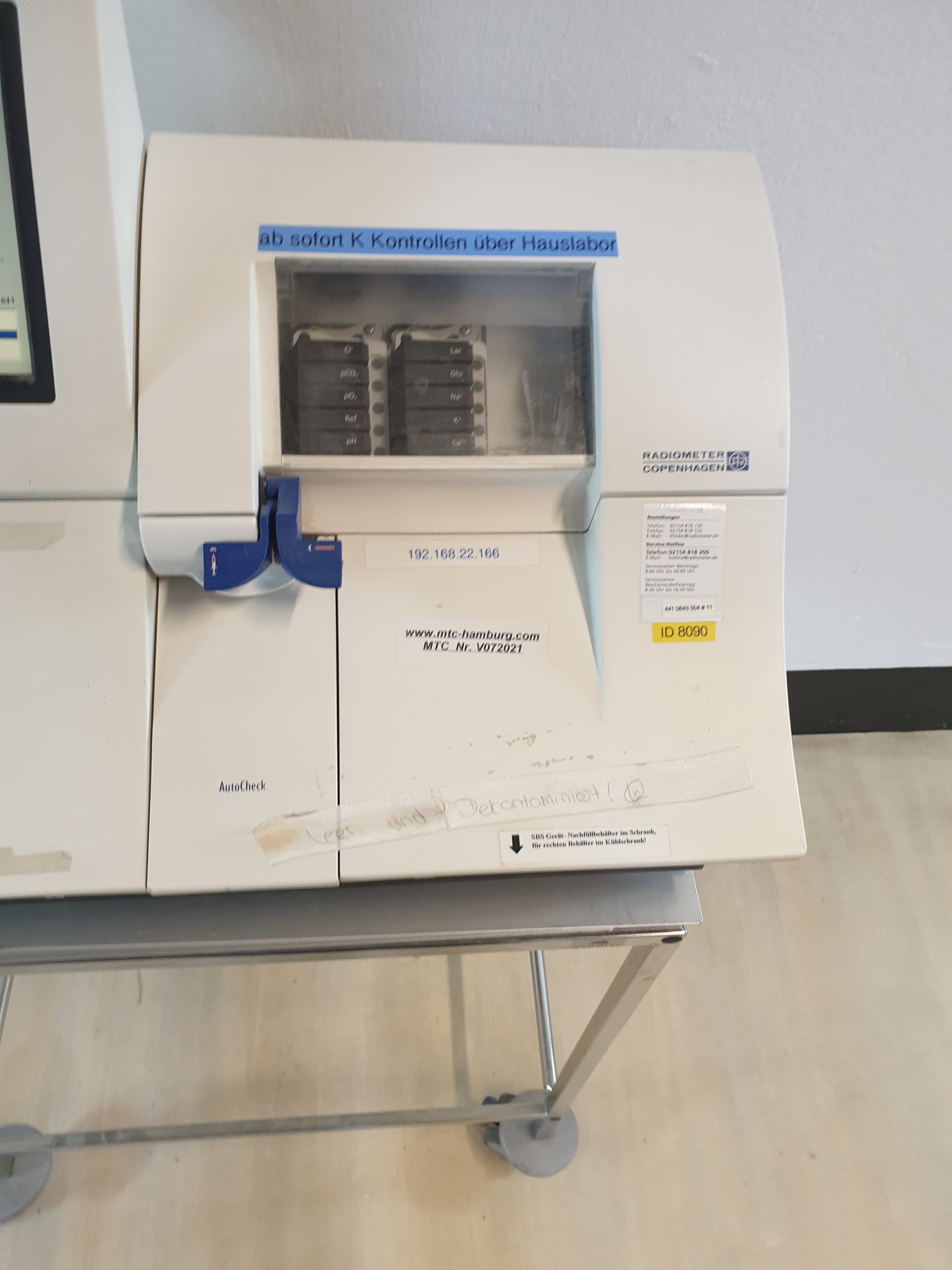 Radiometer ABL 700 // ABL700 Blutgasanalysegerät – MTC Hamburg ...