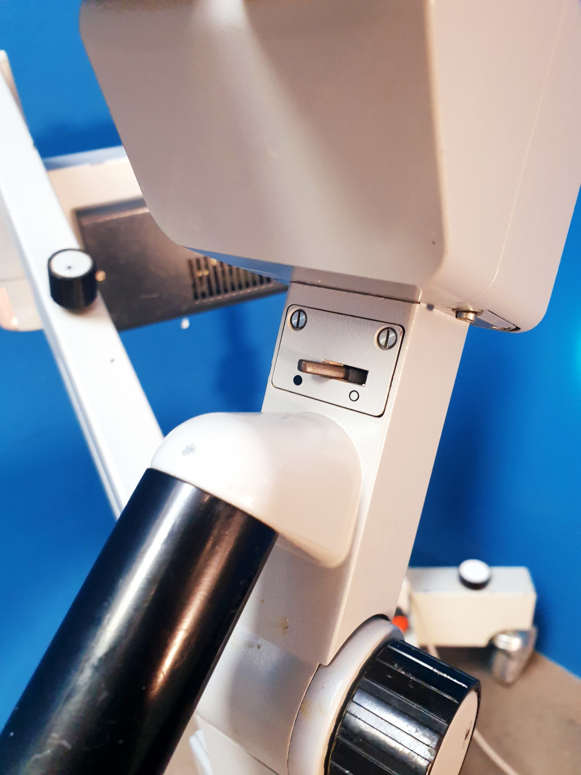 Zeiss 130 FC // 130-FC Kolposkop - auf fahrbarem Stativ – MTC Hamburg ...