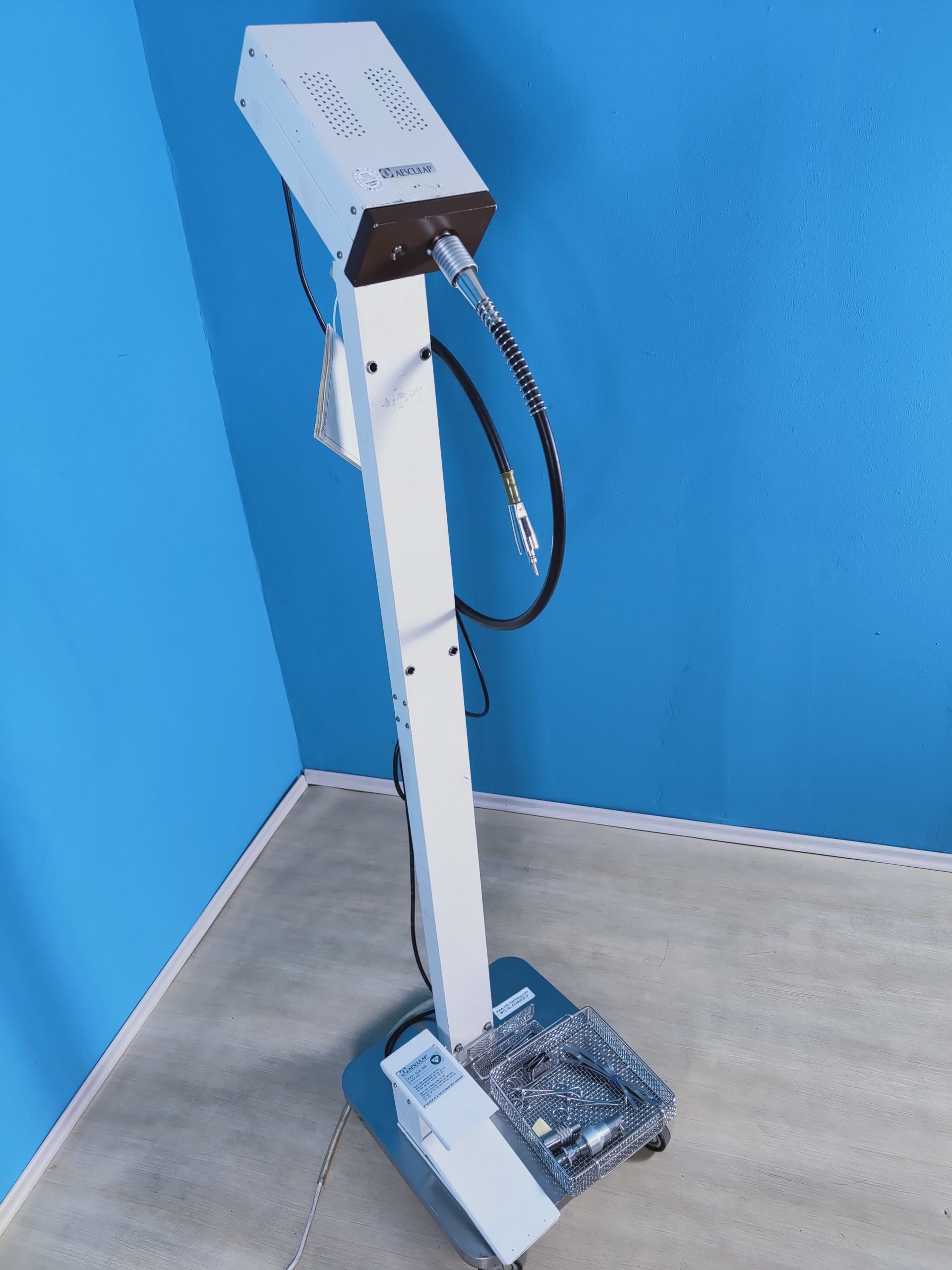 Aesculap GA 140 Bohrmaschine; GA 148 Fußpedal; GA 156R Welle, GB 229 ...